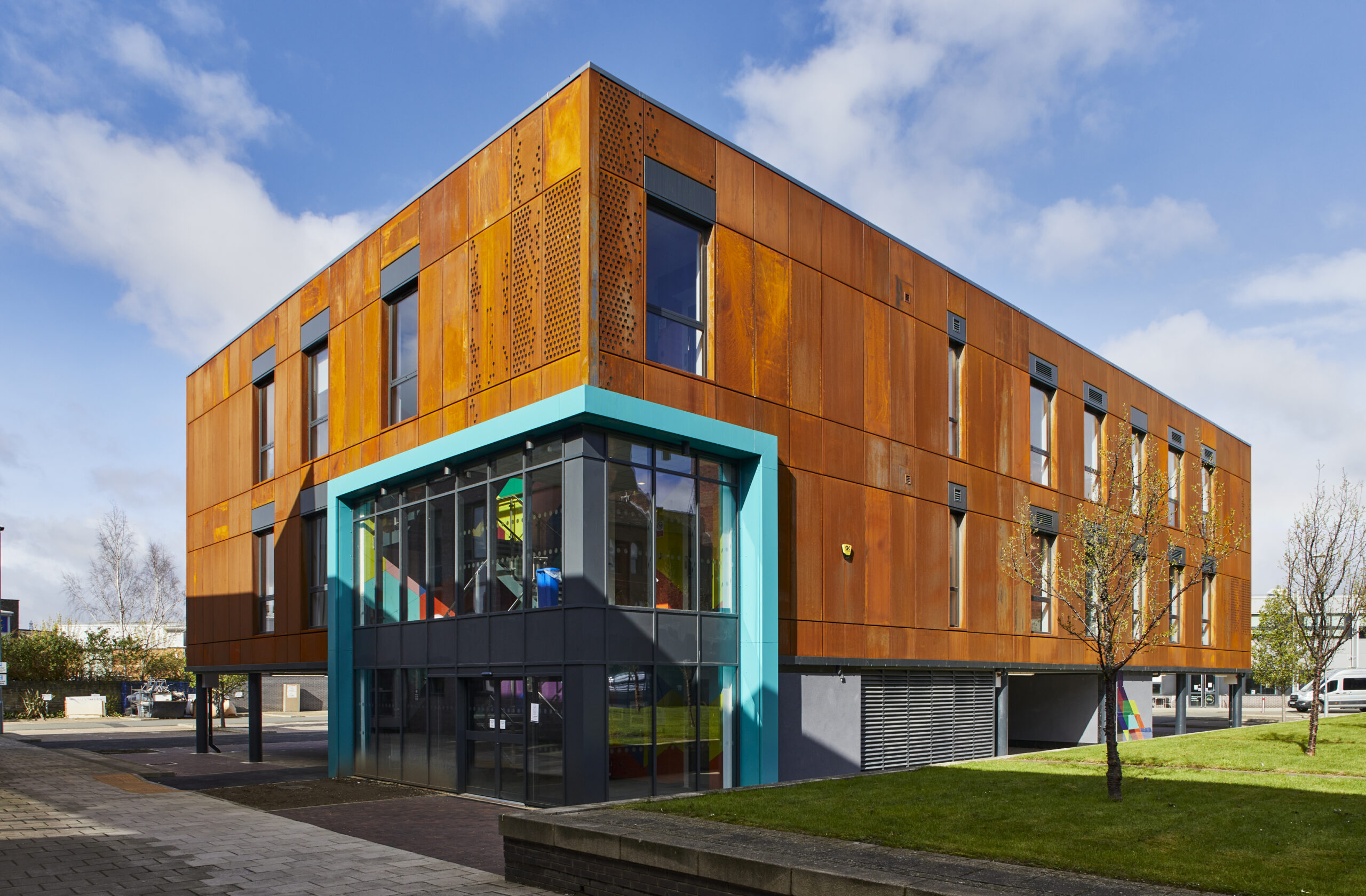 Scalable modular solutions for more students - Premier Modular